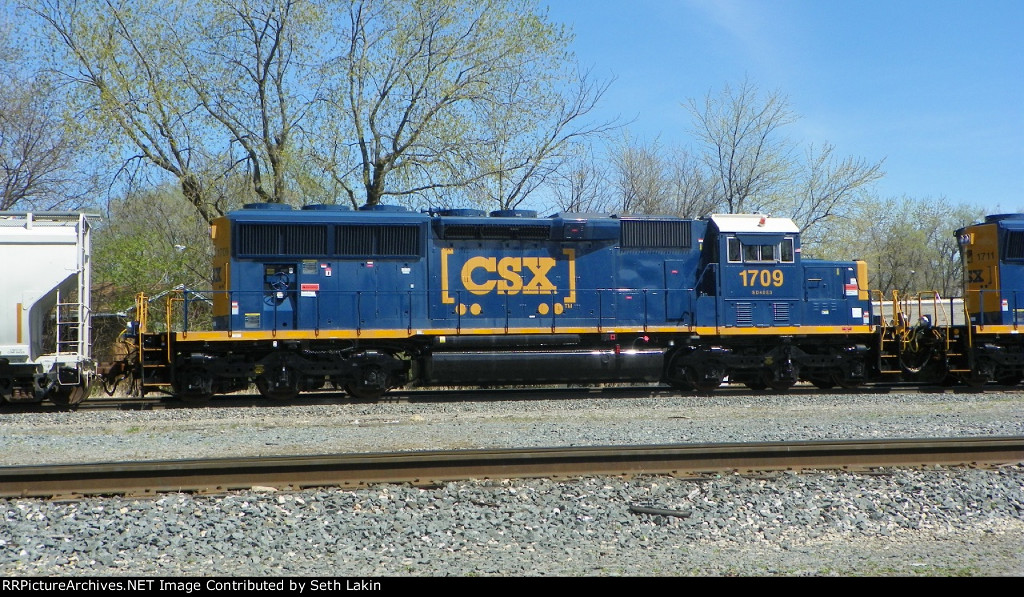 CSX 1709